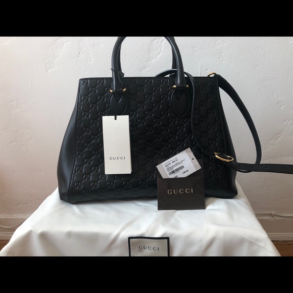 Gucci | Bags | Gucci Signature Large Top Handle Bag | Poshmark
